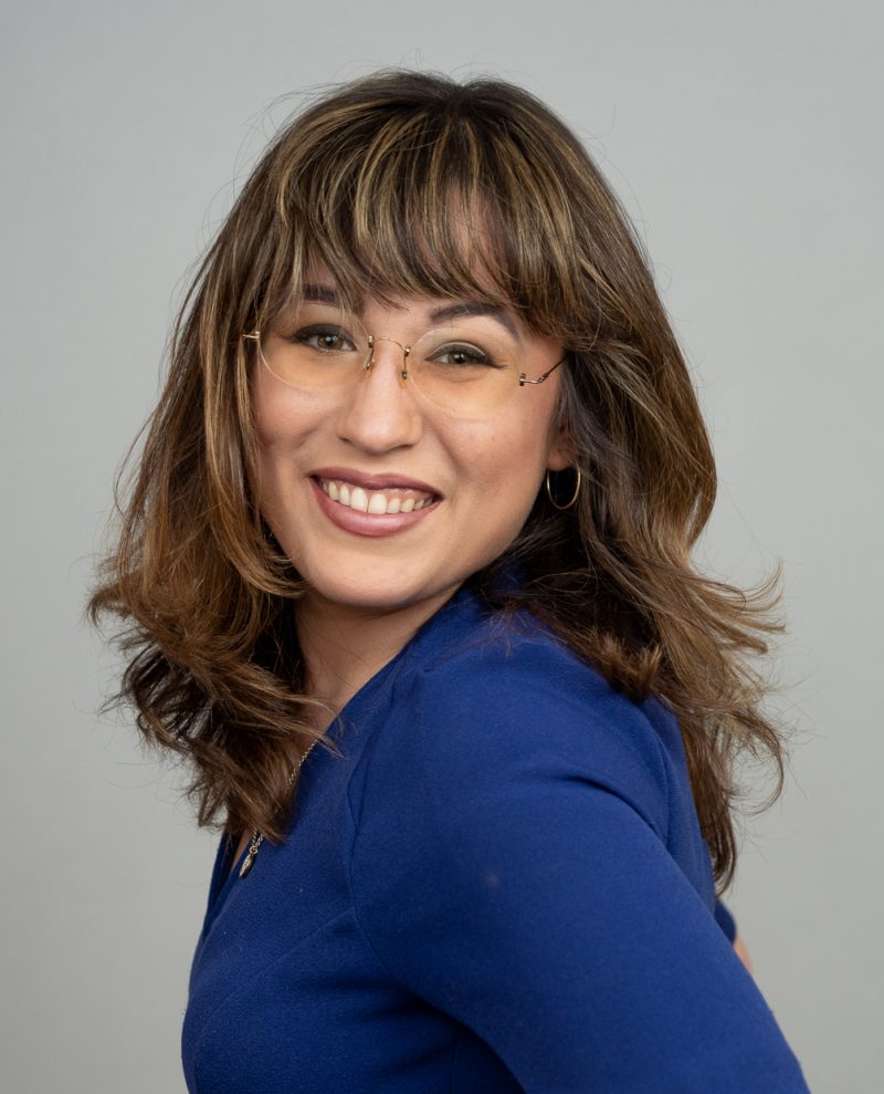 Bio - Dani Bowman
